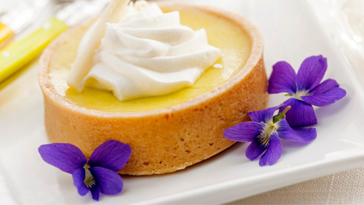 Recette Tarte à la Violette et Fruits Rouges